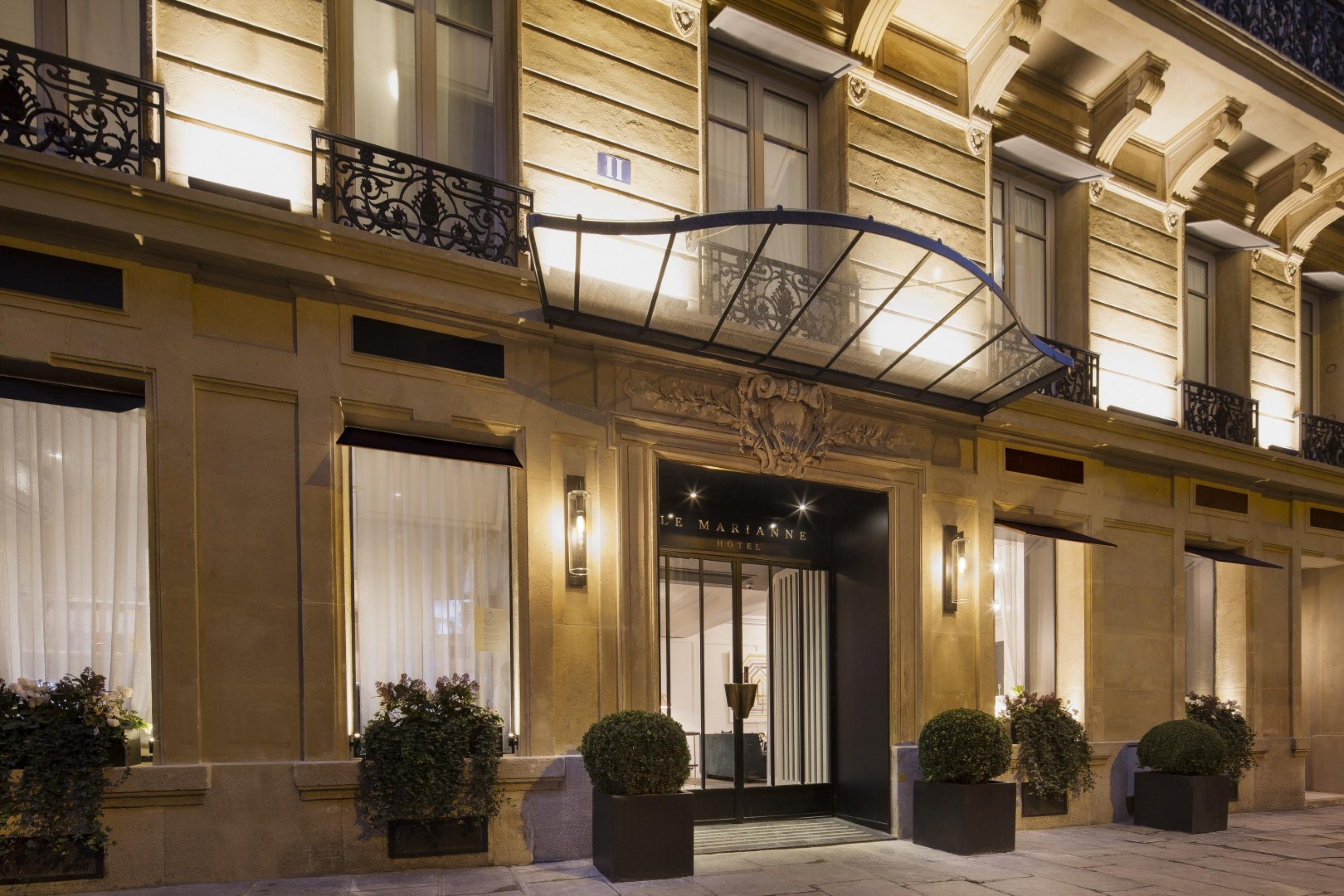 Hotel Le Marianne Champs Elysees